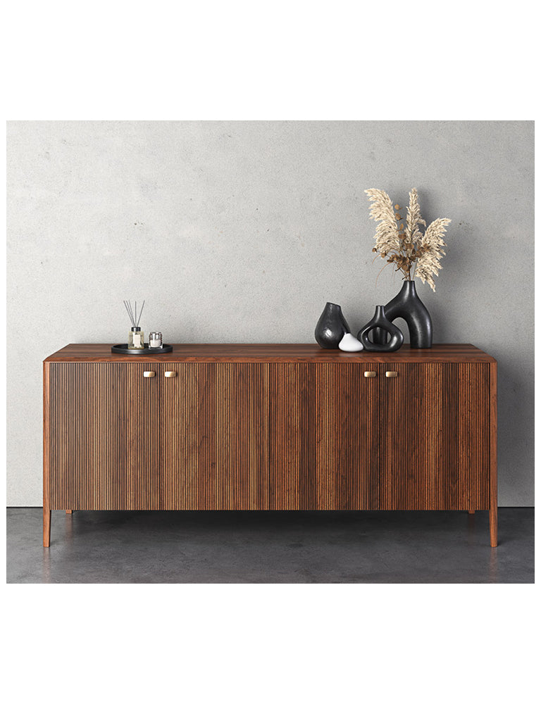 Lily Buffet/ Media Unit – attica